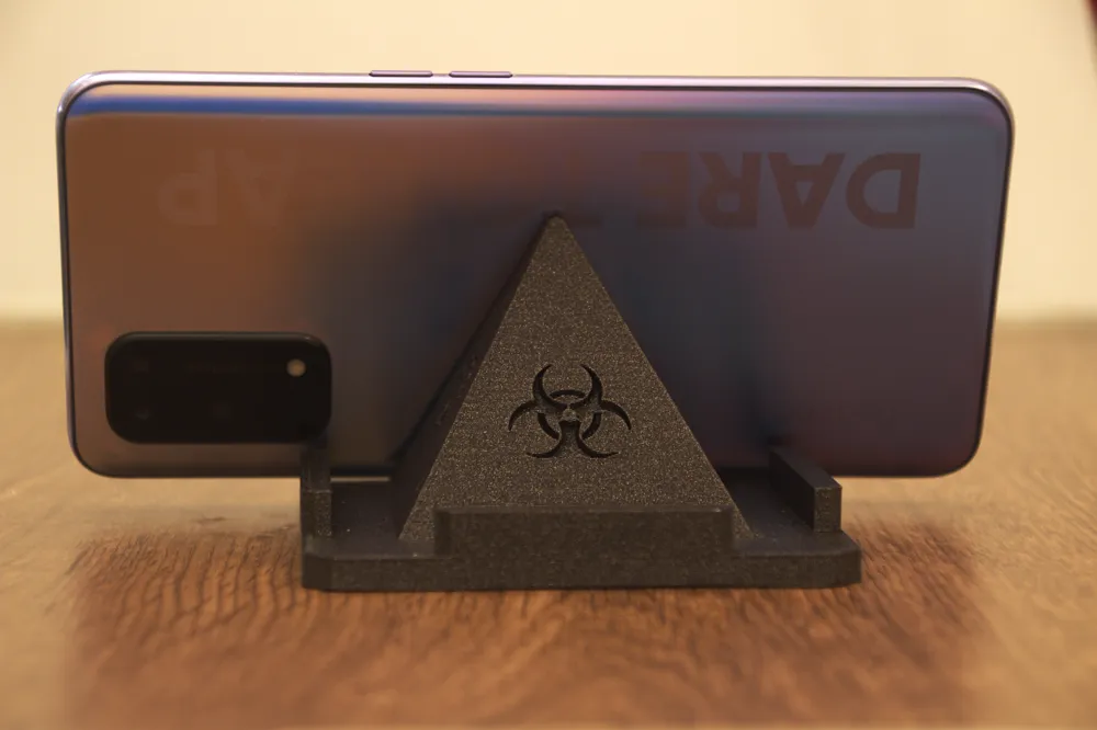 Pyramid Phone Stand - Resident Evil Edition by CaiCai - MakerWorld