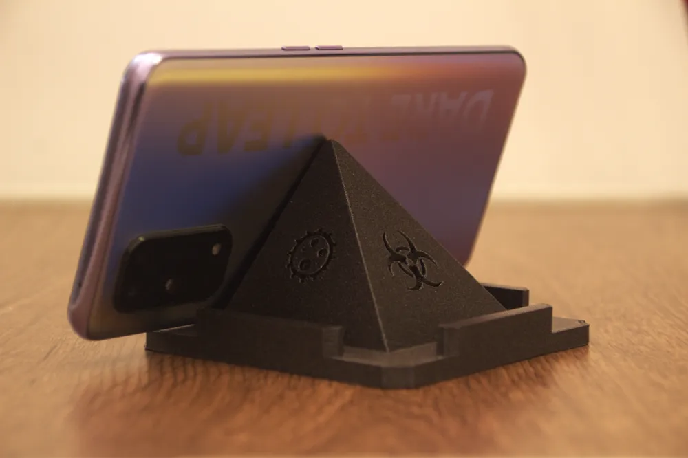 Pyramid Phone Stand - Resident Evil Edition by CaiCai - MakerWorld