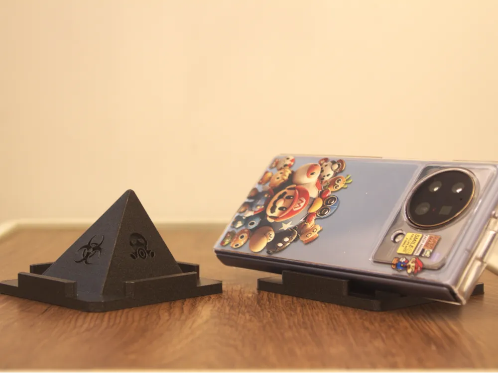 Pyramid Phone Stand - Resident Evil Edition by CaiCai - MakerWorld