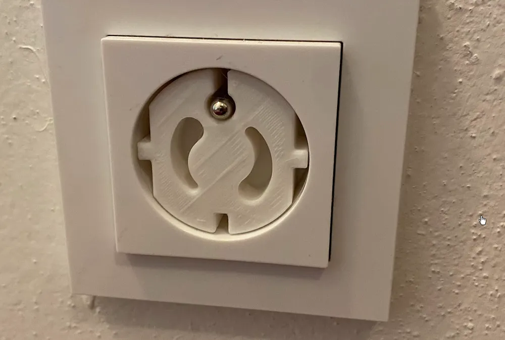 baby safety outlet cover (EU socket type E & F compatible) - Free 3D ...