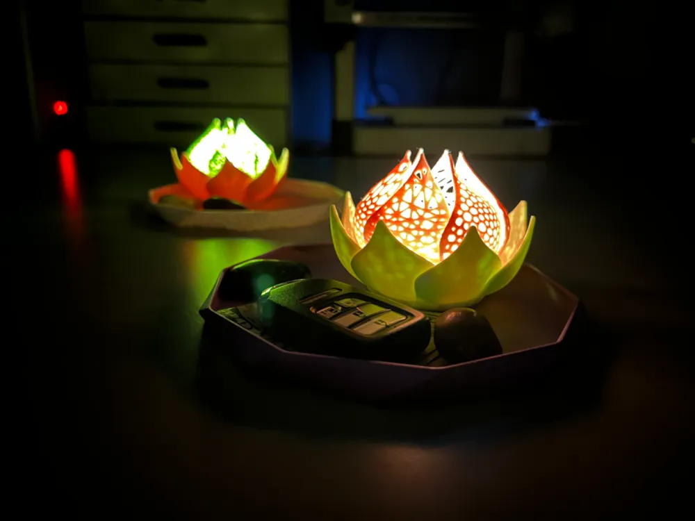 Night Light with Tray by NUKDDD MakerWorld: Download Free 3D Models
