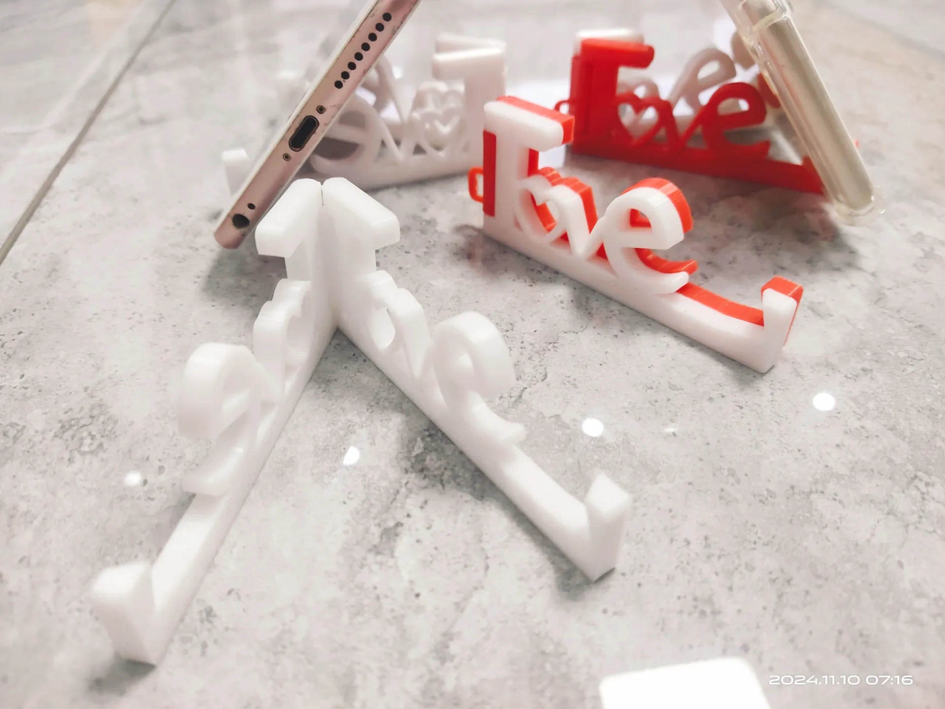 Love Foldable Phone Stand/Portable Foldable Love Phone Stand by YiYue ...