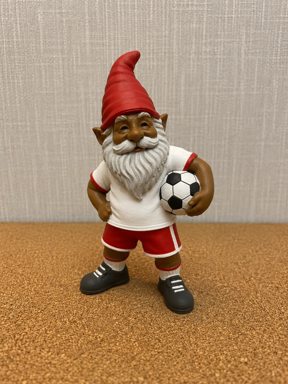 Bookshelf Gnomes - Free 3D Print Model - MakerWorld