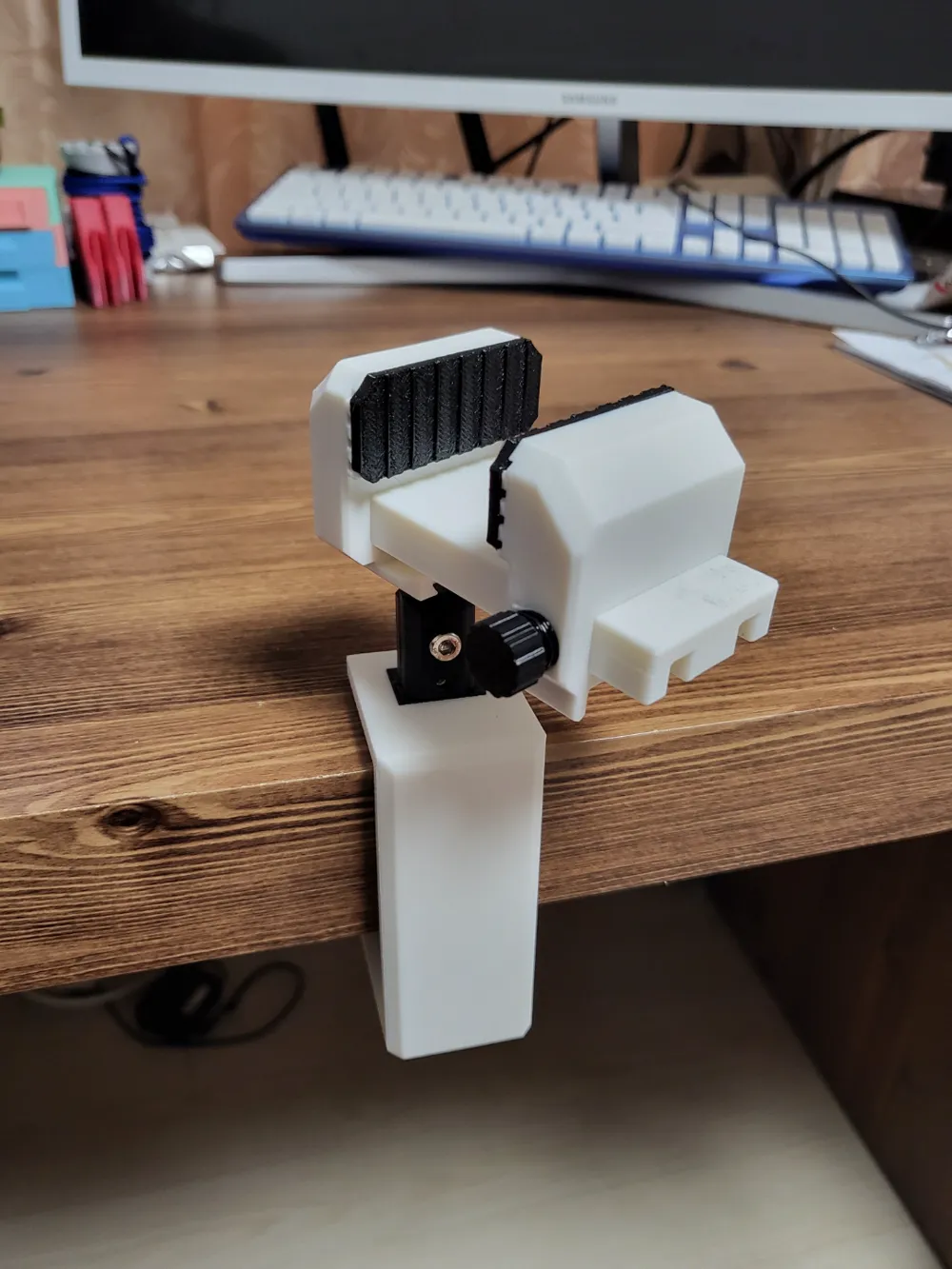 MINI CLAMP VISE - BALL JOINT & FREE ADJUST ANGLE by sting3d filament ...