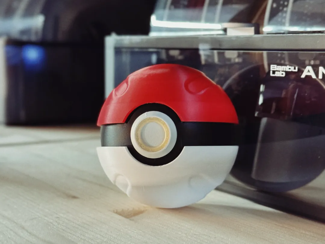 Pokémon Poké Ball – AMS Compatible Display Capsule - Free 3D Print ...