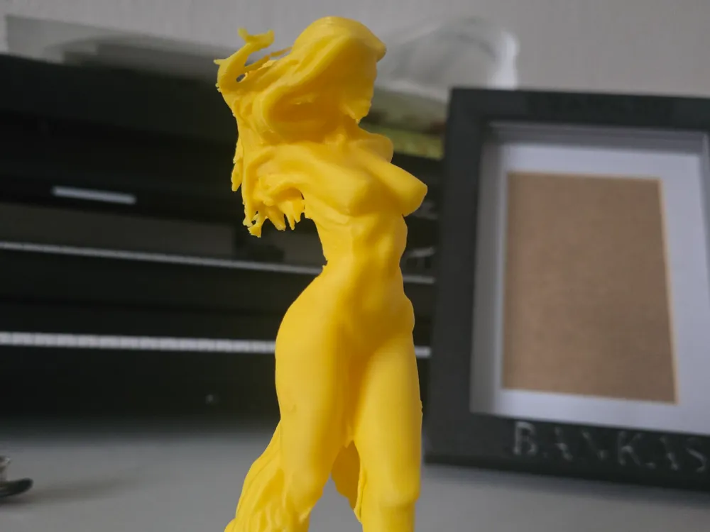 woman nude statue by Regis - MakerWorld