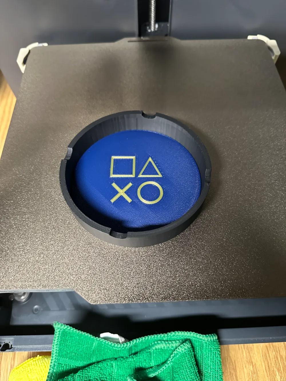 Removable base ash tray, Playstation! by 3dTumbleWeed - MakerWorld