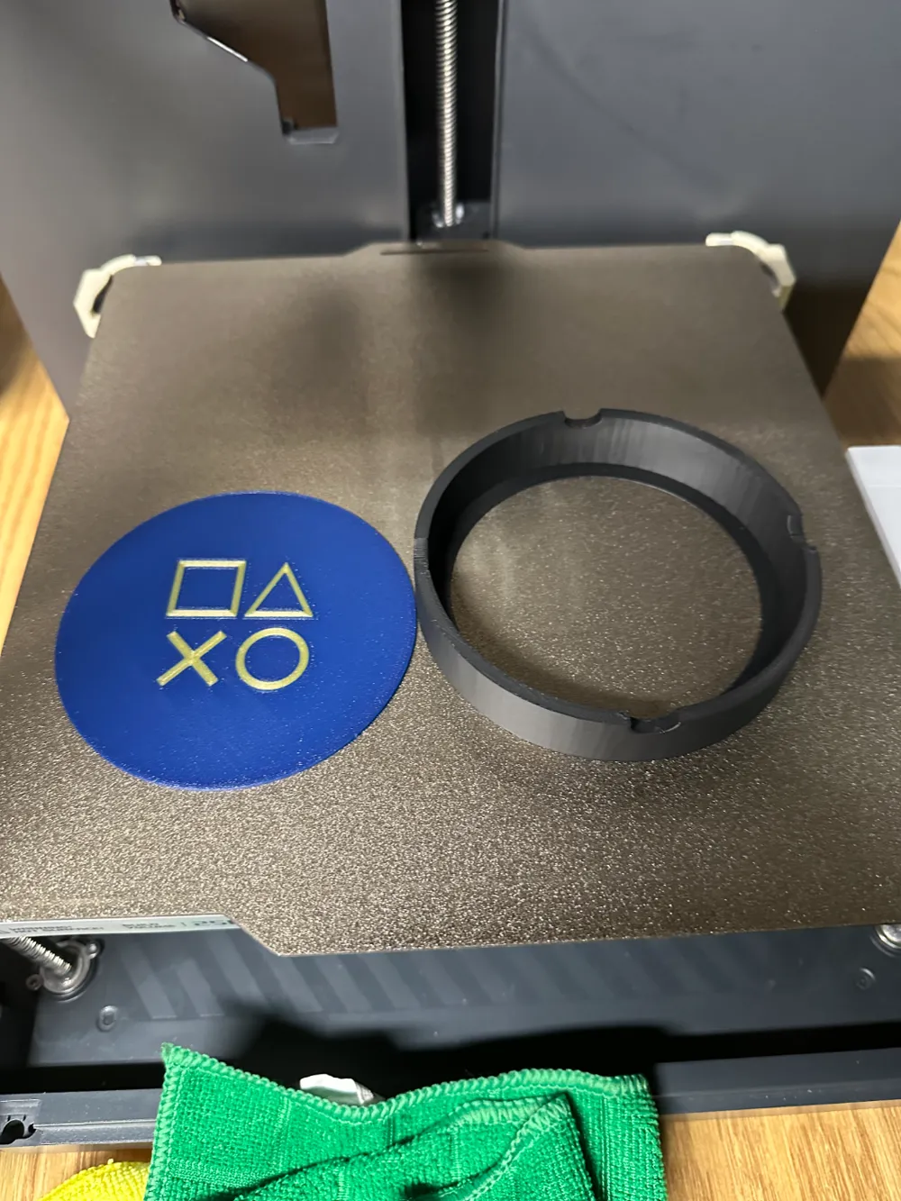 Removable base ash tray, Playstation! by 3dTumbleWeed - MakerWorld