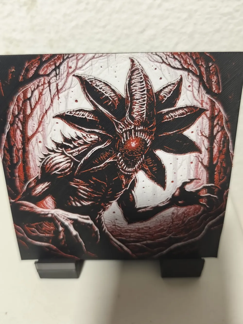 HUEFORGE stranger things demogorgon 100x100 mm - Free 3D Print Model ...