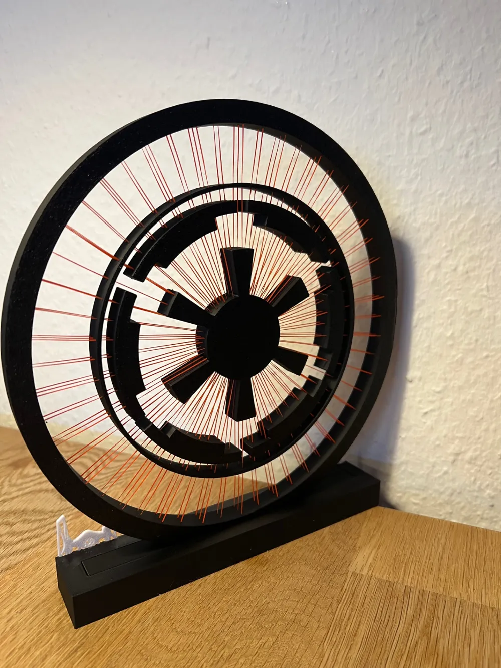 Imperiales Logo schwebend/Imperial Sign suspended by STW23 - MakerWorld