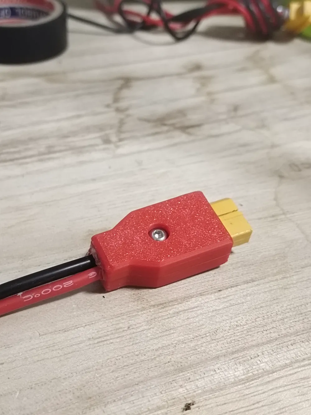 xt60外壳 来自 万年情MakerWorld：免费下载 3D 模型