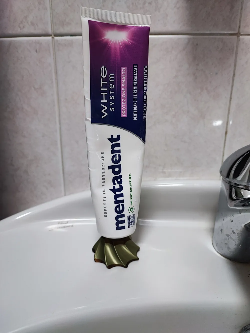Toothpaste Cap - Free 3D Print Model - MakerWorld