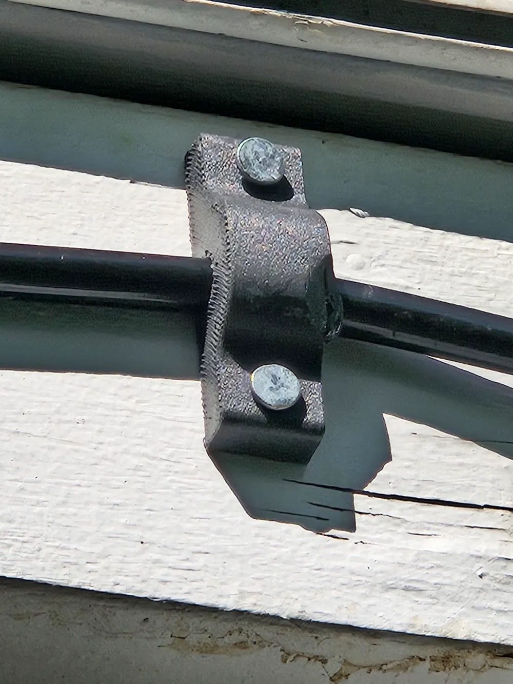 Cable mounts by Barf33 - MakerWorld