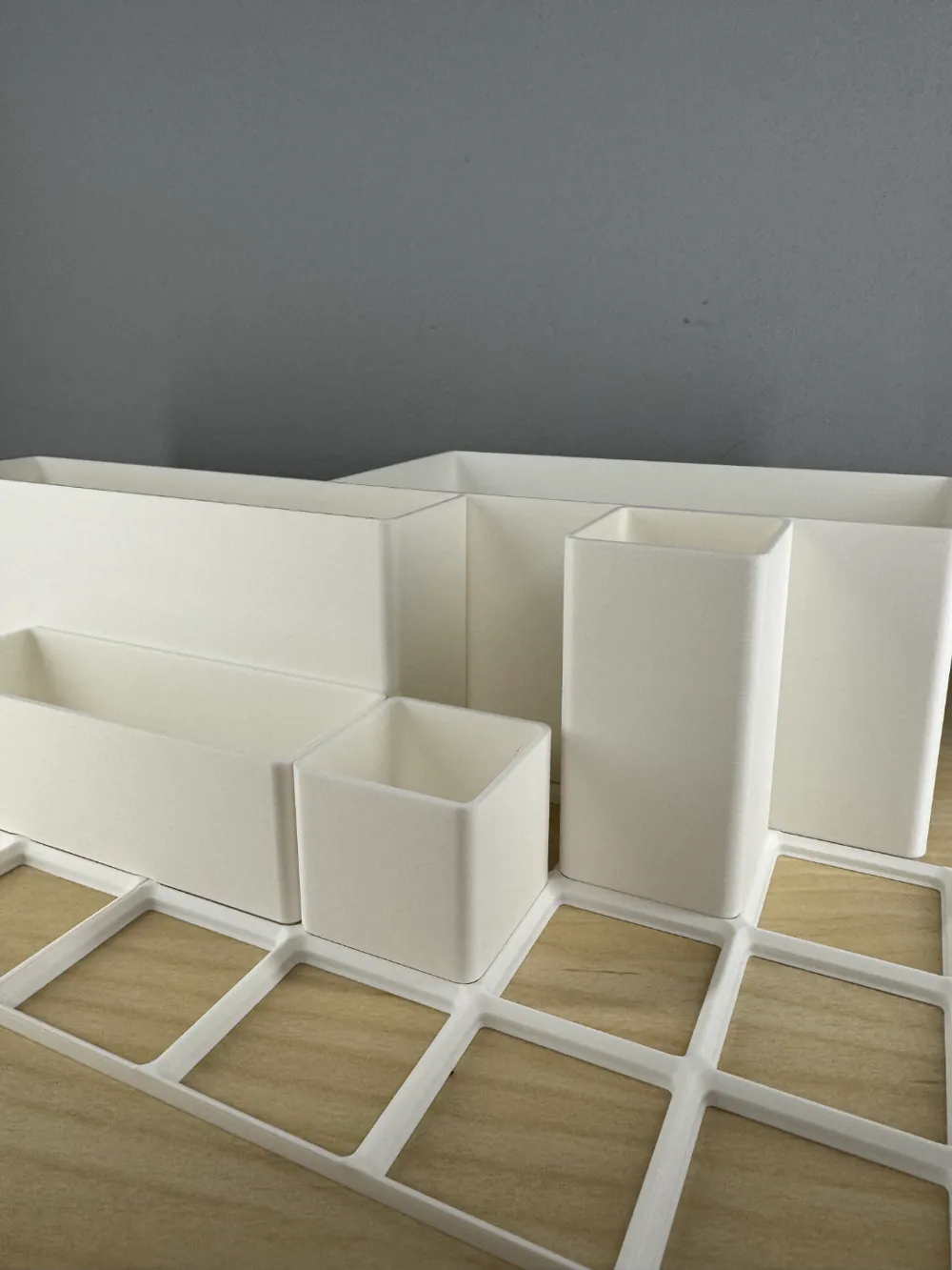 Simple Gridfinity Box - Stackable (many sizes) by Lukas MakerWorld: Download Free 3D Models