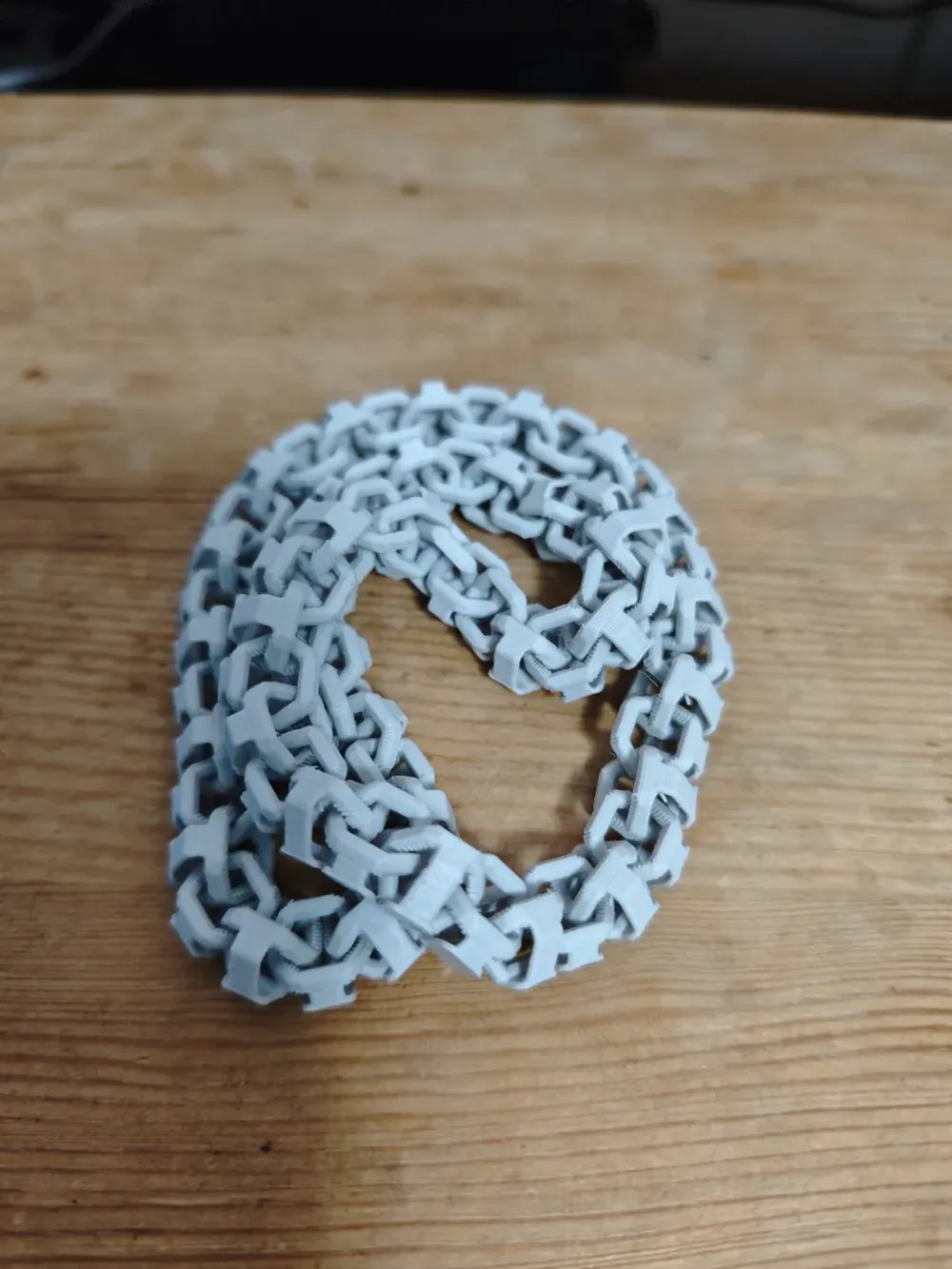 Triangular Geometric Chain by delock MakerWorld: Download Free 3D Models
