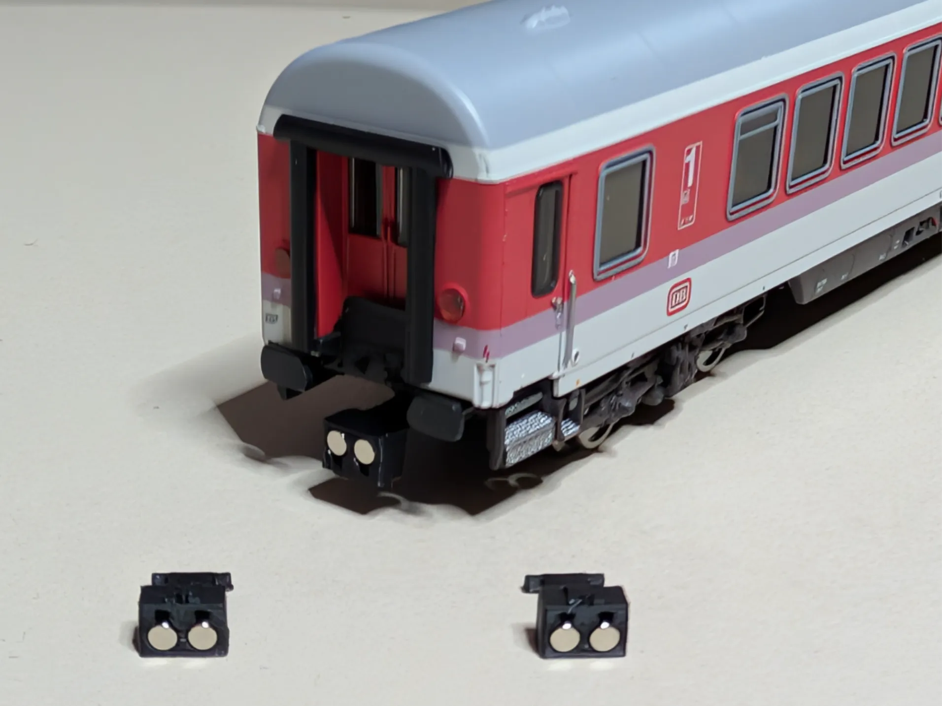 3D printed magnetic couplers for European rolling stock | Model Train Forum