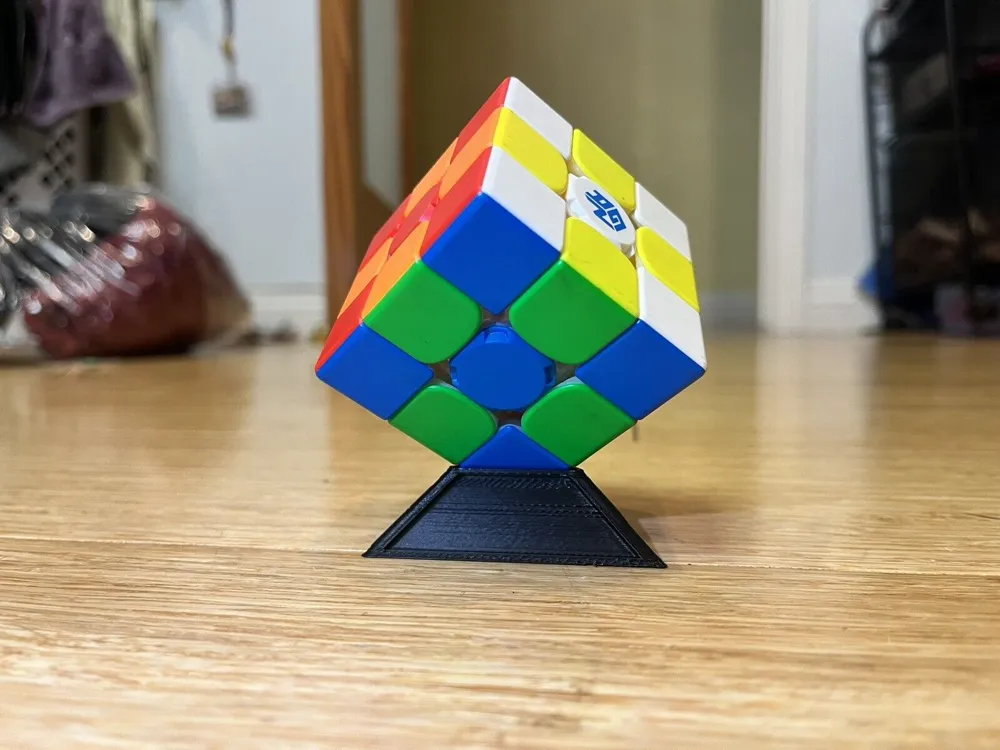Minimalistic Rubik's Cube Stand by ramzizizz - MakerWorld
