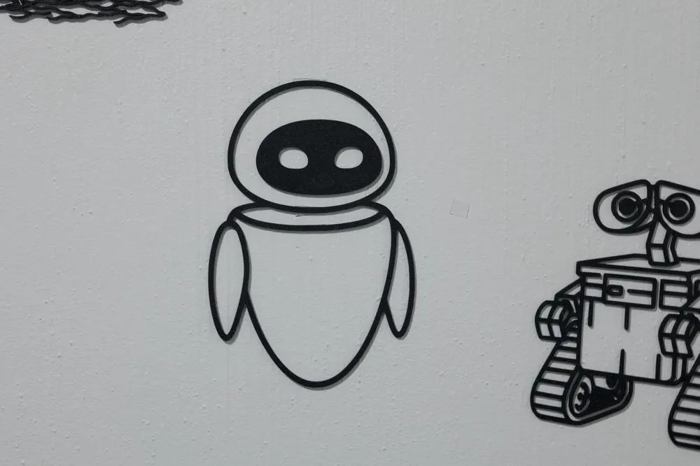EVE WALL-E 2D WALL ART - Free 3D Print Model - MakerWorld