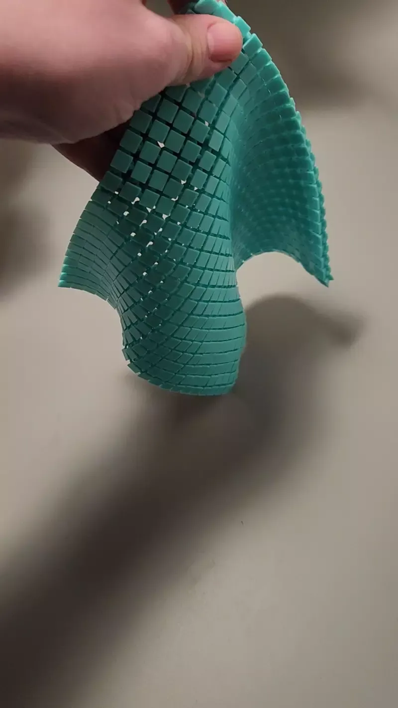 Articulated Plate 500+ Joints - No Support by Amazing STL Creator ...