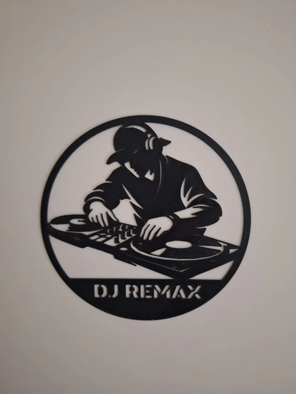 DJ Wall Plate – Custom Name Edition - Free 3D Print Model - MakerWorld