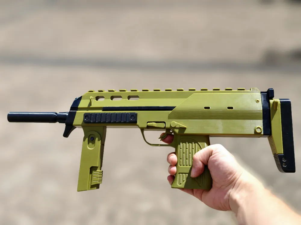 H&K MP7 Submachine Gun Toy German MP7 Submachine Gun Toy Model by 补补觉去 ...