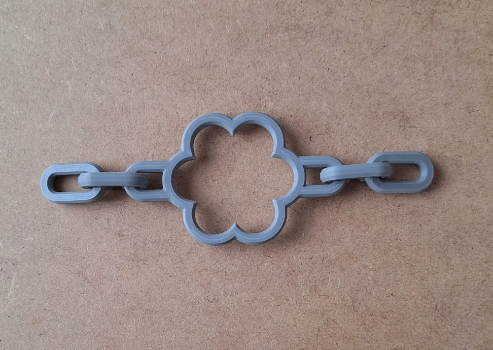 Chain links (and more) for children: Interlocking pieces by elkchen99 ...