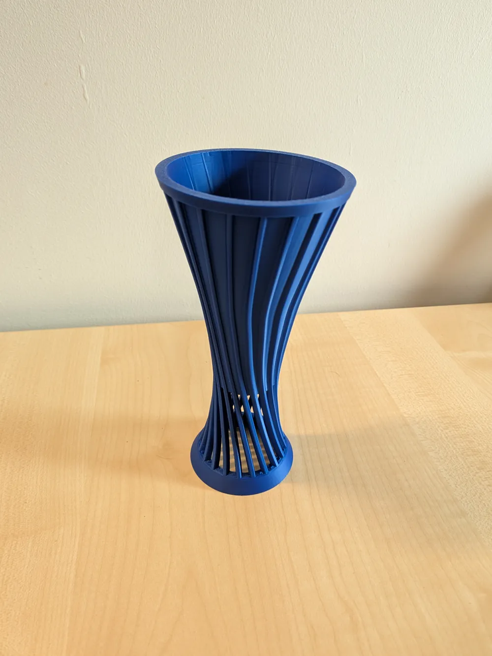 UECL Trophy by Guidi MakerWorld: Download Free 3D Models