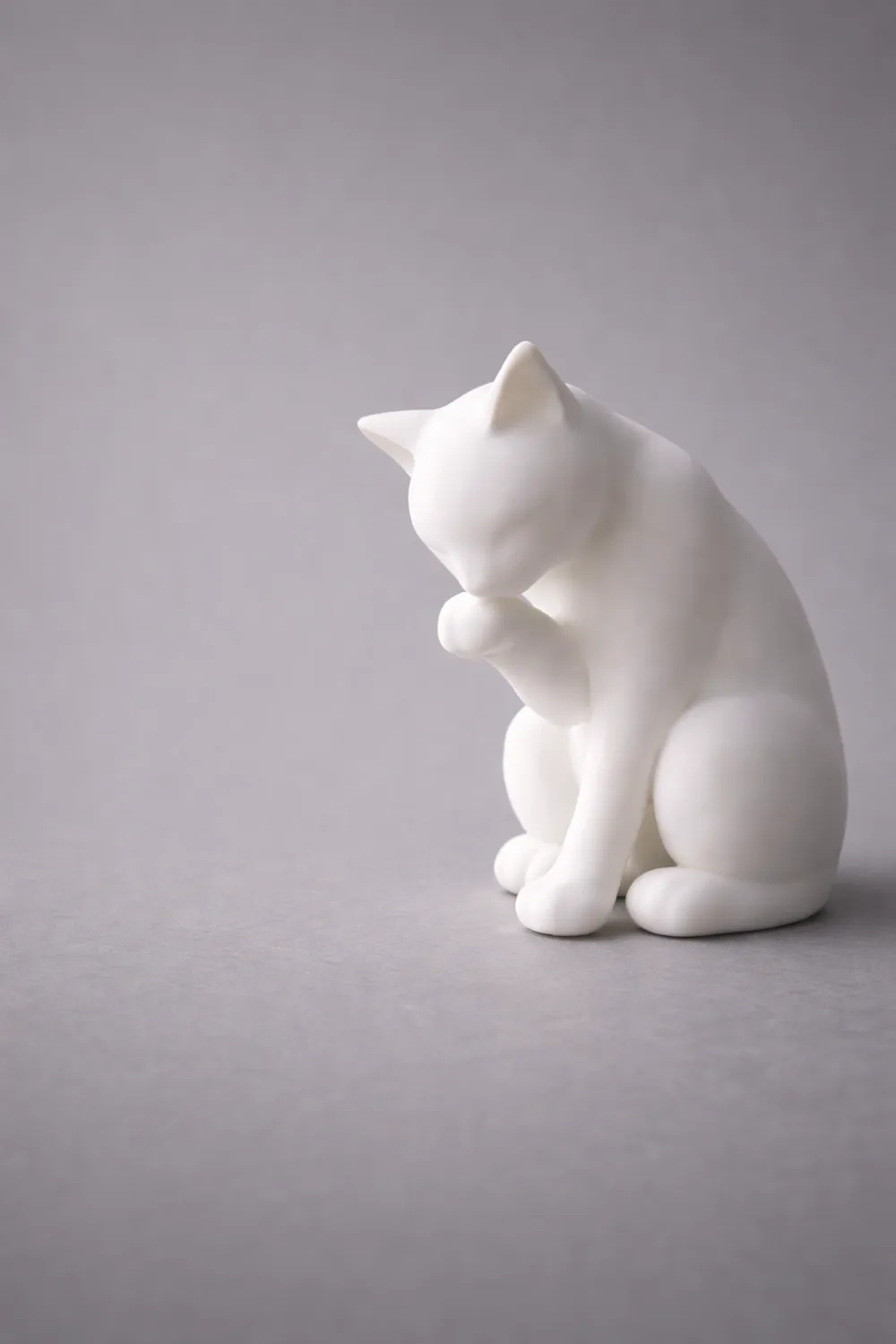 Silent Forms – No.06: 姿态 - 免费 3D 打印模型 - MakerWorld