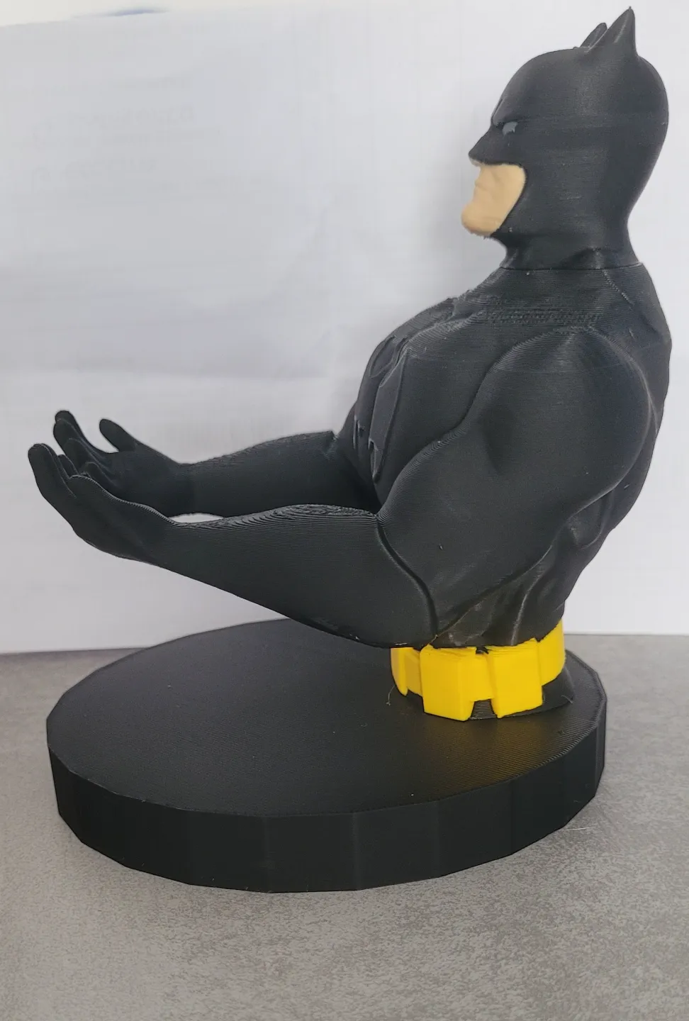 batman ps5, ps4, xbox controller stand... by mendiluce MakerWorld: Download Free 3D Models