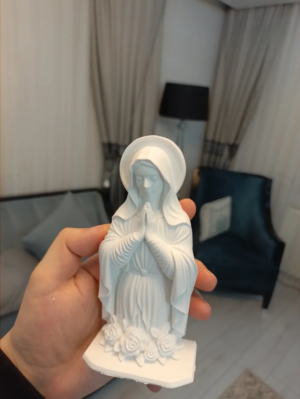Virgin Mary Bust - Free 3D Print Model - MakerWorld
