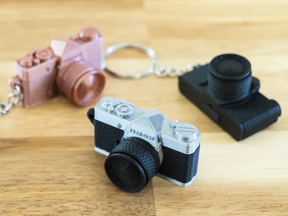FIlm camera keychain - no AMS needed - Free 3D Print Model - MakerWorld