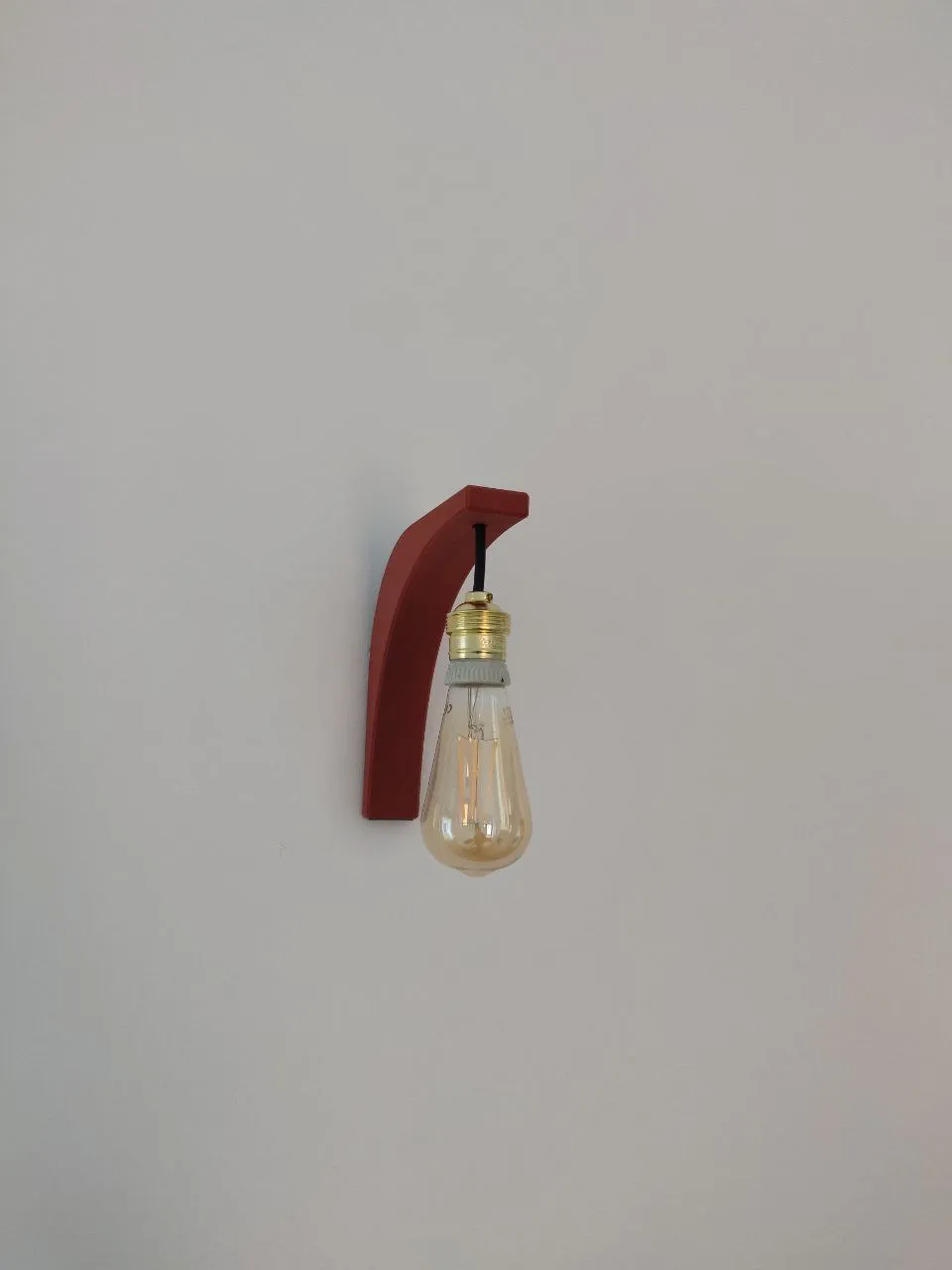 Edison Wall Lamp (vintage bulb) - Free 3D Print Model - MakerWorld