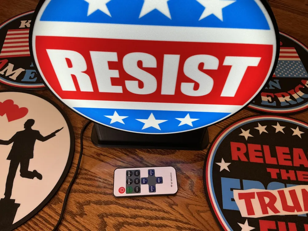 Resist 240mm LED Lightbox Lens - Free 3D Print Model - MakerWorld
