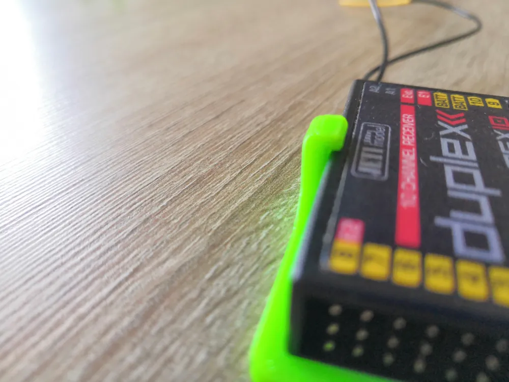 Jeti REX10 mount Halter REX 10 Assist REX10 REX10A von Sascha17MakerWorld: Kostenlose 3D-Modelle ...