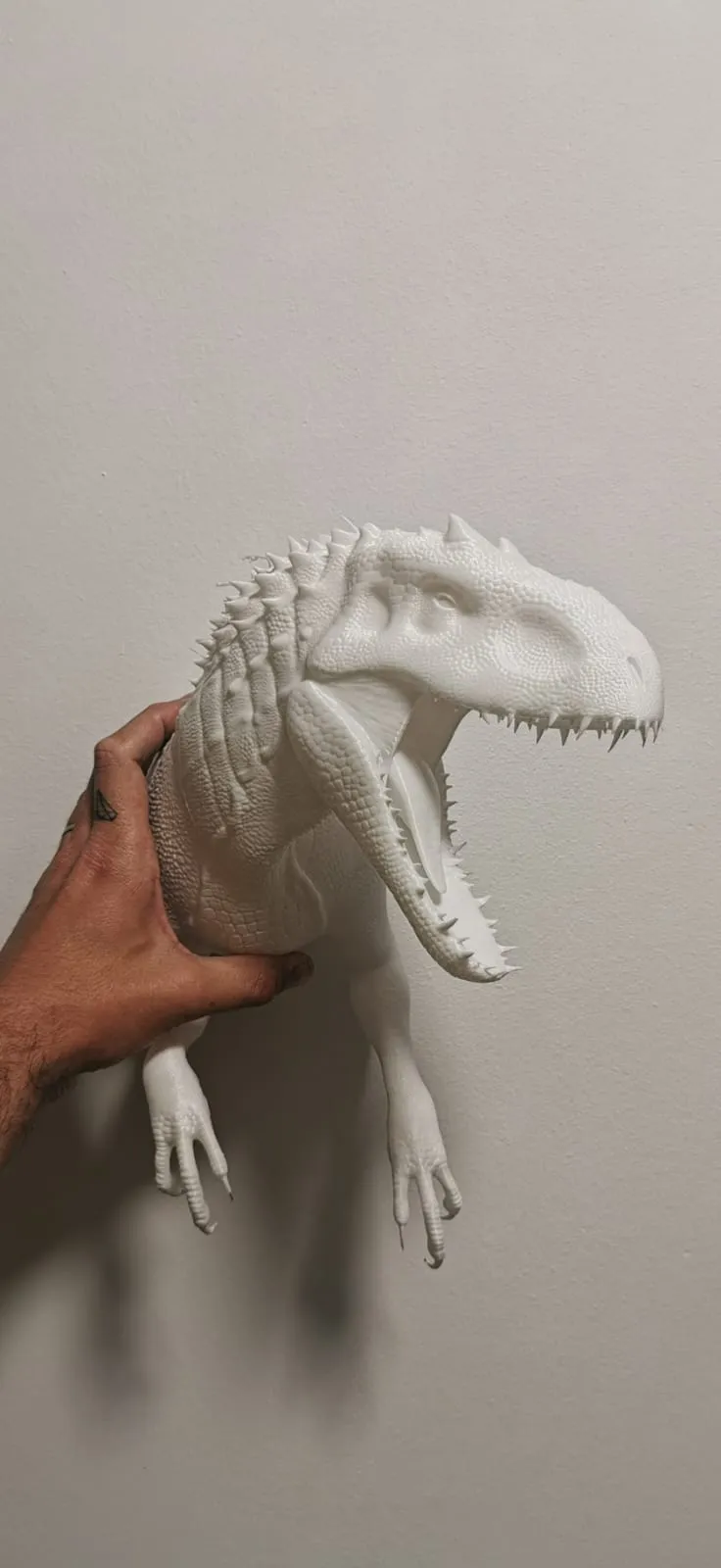 Indominus Rex Bust For Wall - Free 3D Print Model - MakerWorld