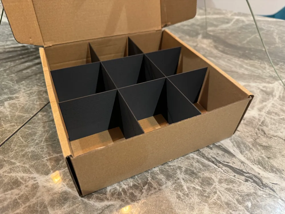 Updated PARAMETRIC BambuLabs Filament Box Divider by Dannn_3dMakerWorld ...