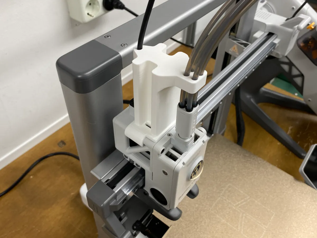 A1 AMS PTFE HUB & Hotend Cable Guide by UserName MakerWorld: Download ...