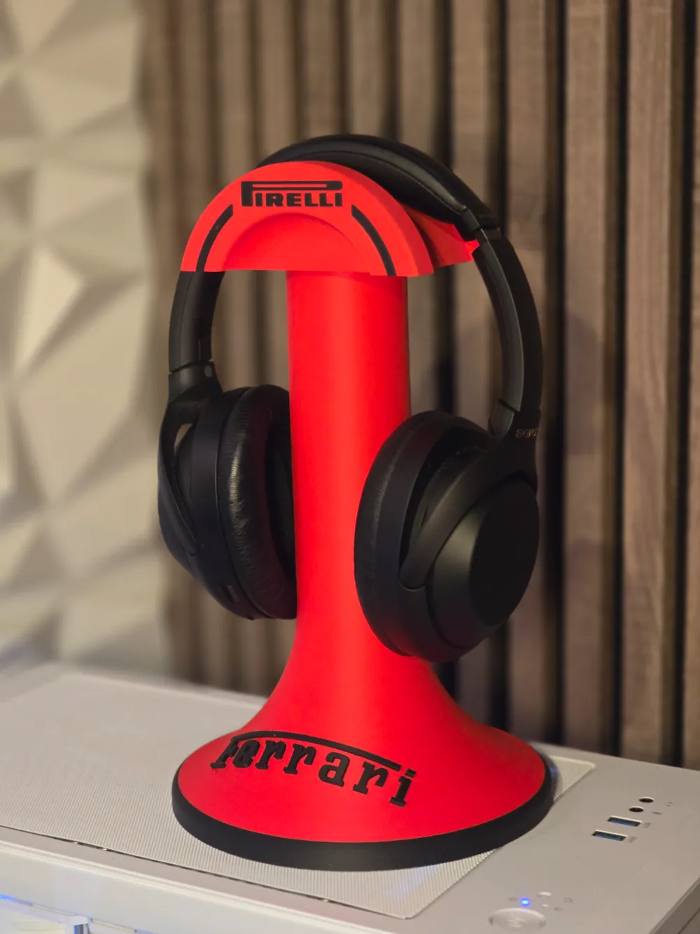 Headphone Stand F1 Ferrari ( Eco version) - Free 3D Print Model ...