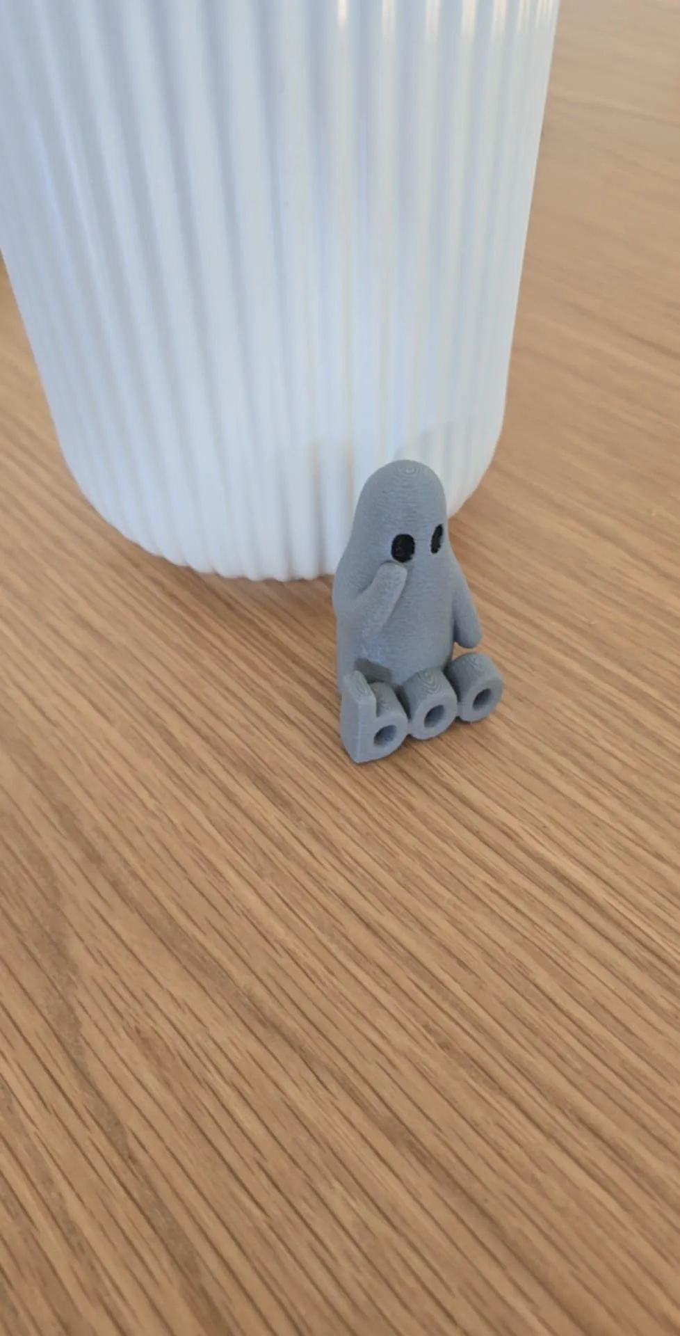Cute Sitting Ghost Figurine by Mariomax00 MakerWorld: Download Free 3D ...