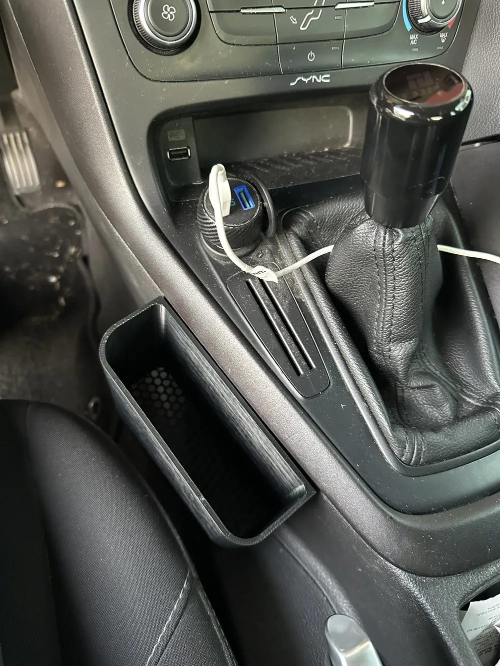 Ford Focus MK3 Extra Storage by Derpy475 MakerWorld: Download Free 3D ...