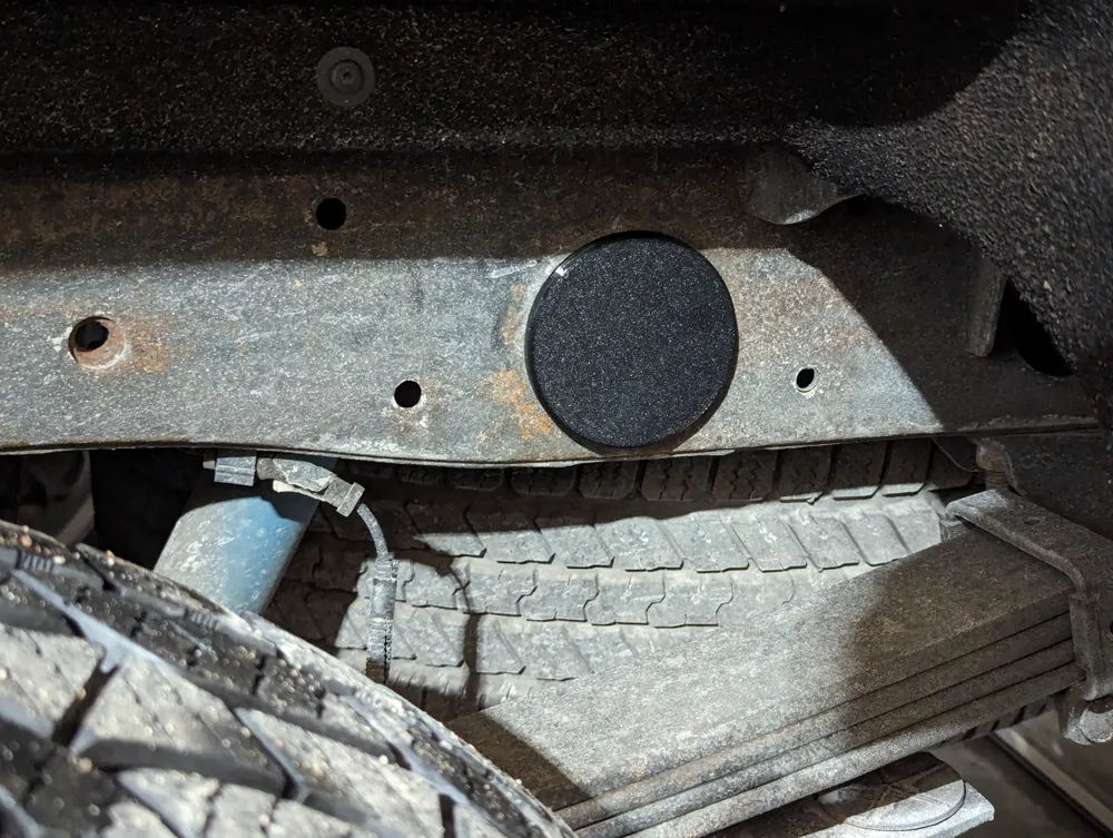 GMC Sierra/Chevy Silverado 2500HD Rear Frame Plug by firef0xx - MakerWorld