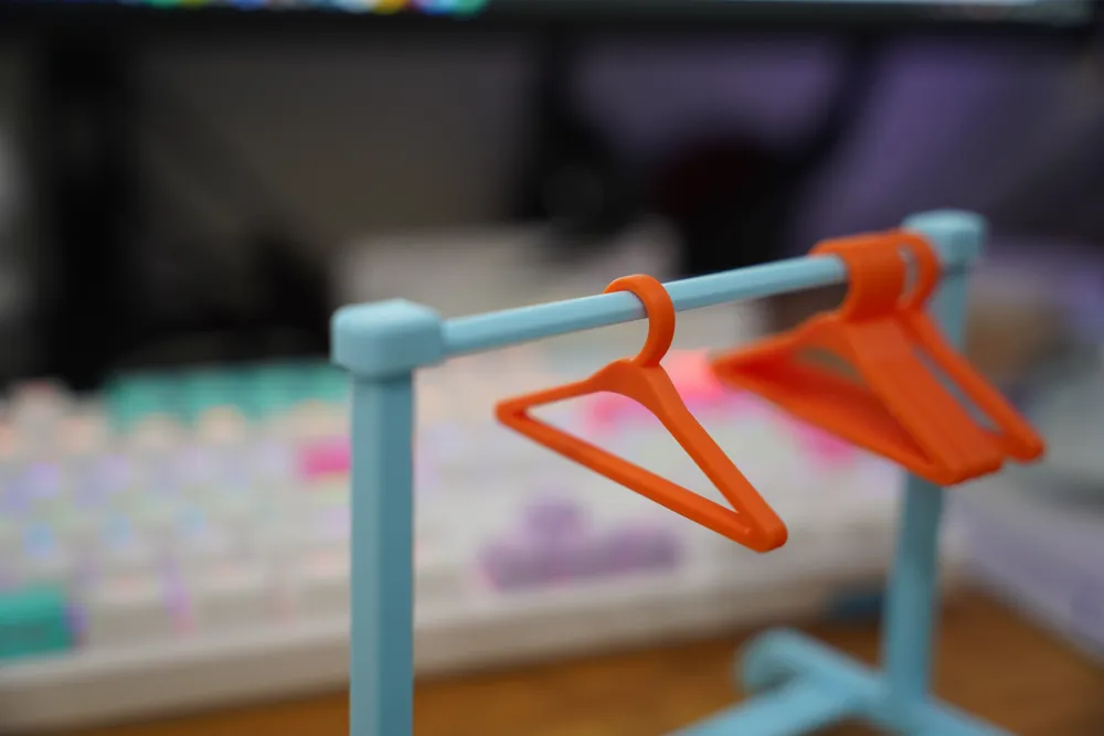 1/6 scale doll clothes hanger, BJD clothes hanger - Free 3D Print Model ...