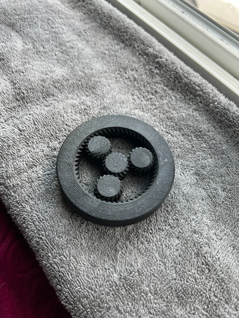 Planetary/Gear Spinner/Fidget Toy V1 by CrownWalker - MakerWorld