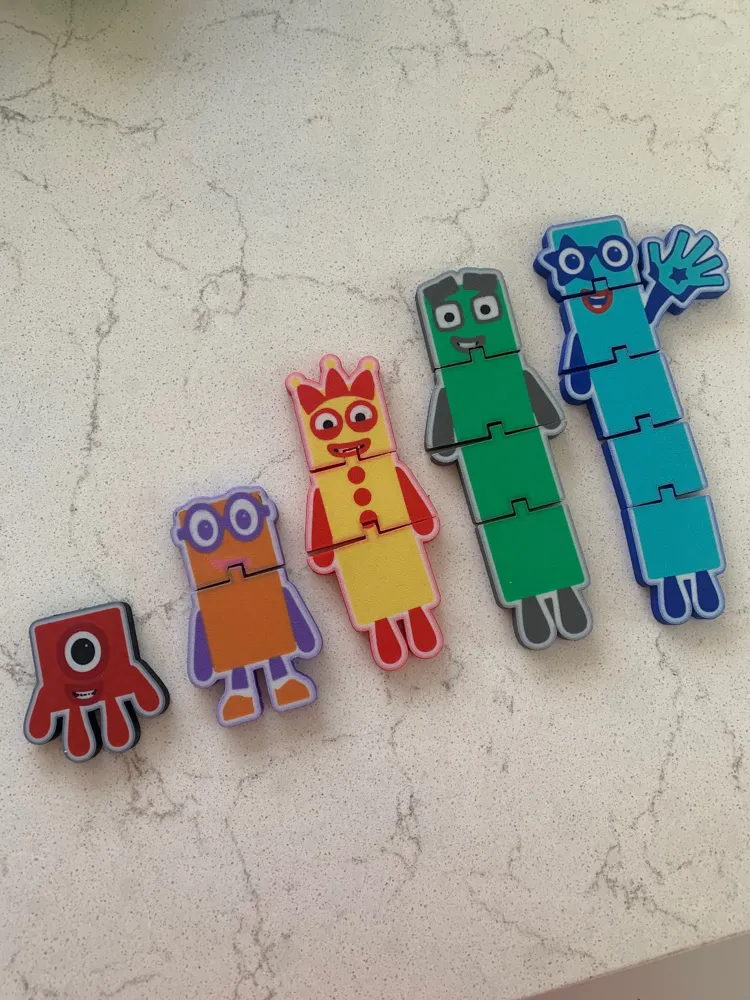 Numberblock 9 Flexi – Kostenloses 3D-Druckmodell – MakerWorld