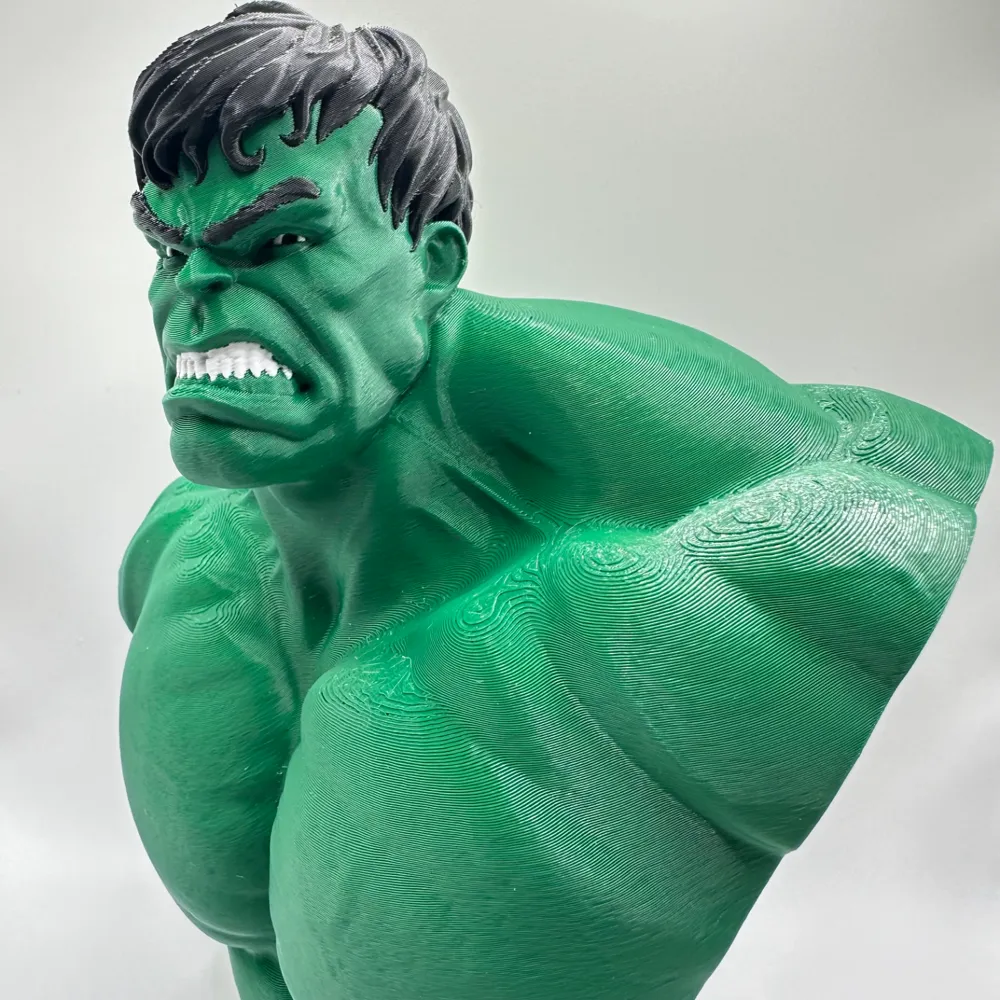 Hulk Bust - Multicolor by Deltree3D - MakerWorld