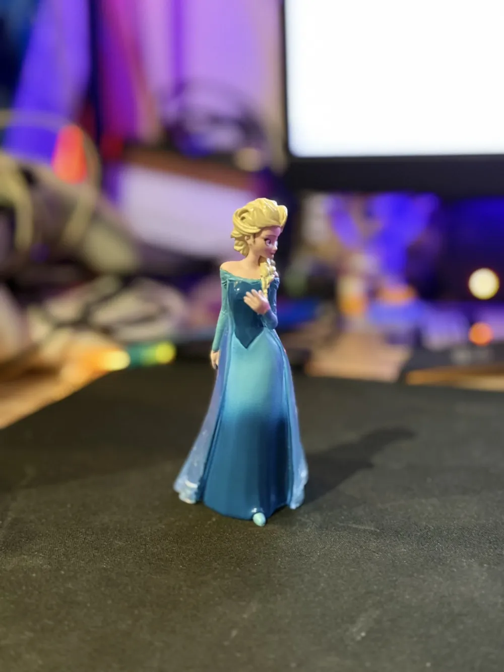 Frozen - Elsa (Disney) by Bobcut3d.gr MakerWorld: Download Free 3D Models