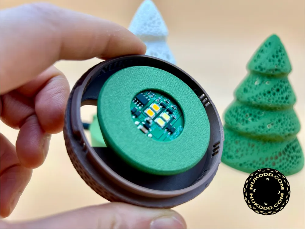 Levitating Christmas Tree Lamp by NUKDDD - MakerWorld