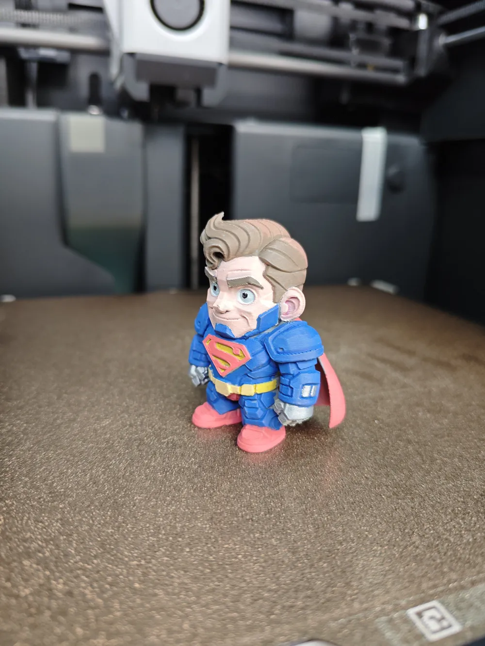 Mecha Superman Toy by Osmand MakerWorld: Download Free 3D Models