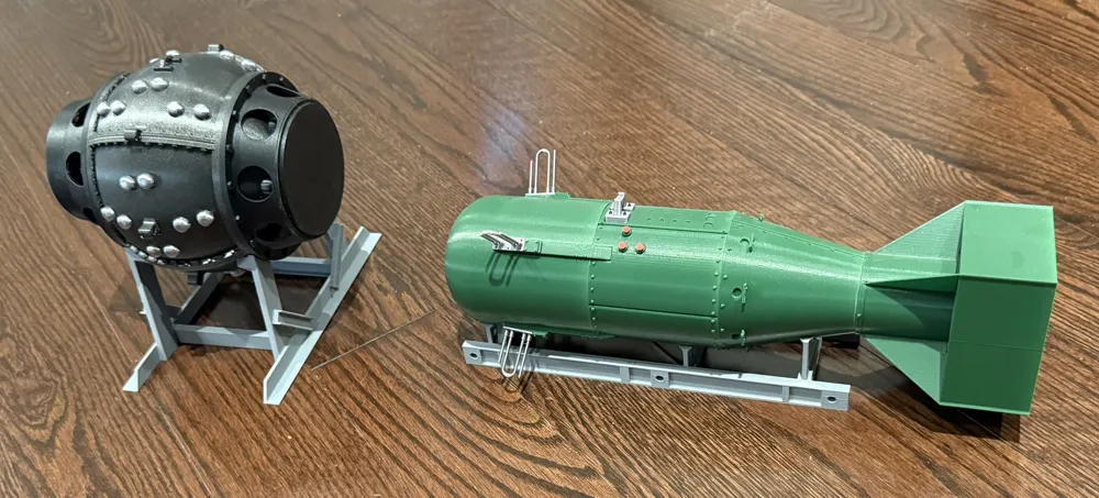 Trinity "The Gadget" & "Little Boy" Atomic Bombs Remixed by maxim3D ...