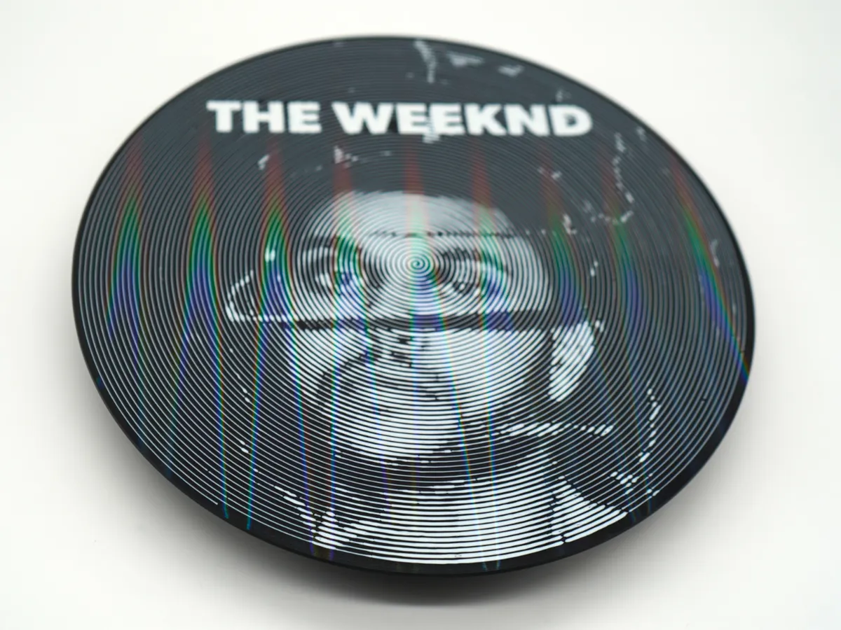 Vinyl Spiral Portrait - The Weeknd - Free 3D Print Model - MakerWorld